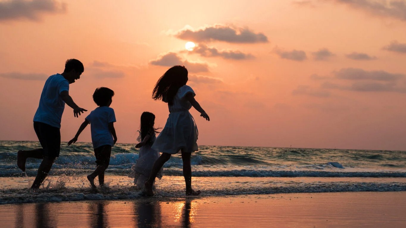 Chasing Golden Hour: Best Places to Watch Sunrise and Sunset at South ...